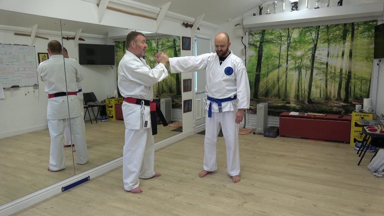 Yin Yang Centre lock - YouTube