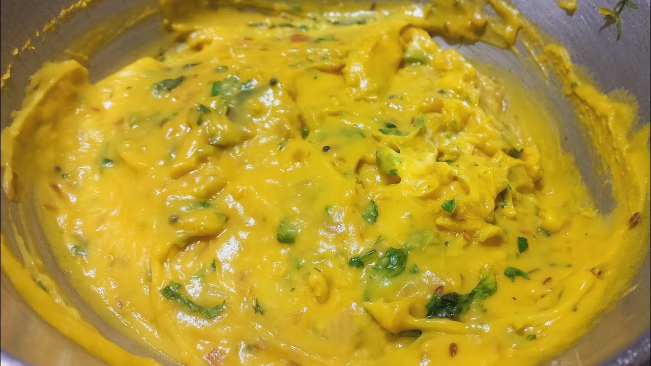 Pithla Bhakri Recipe | Maharashtrian recipe | - YouTube
