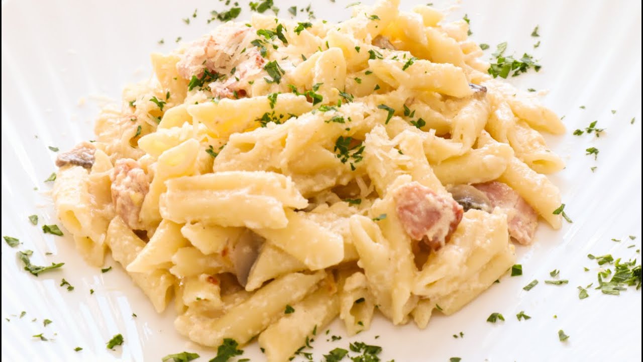 Paste cu sos alb Alfredo | Penne di Parma | Flavoured by Irene - YouTube