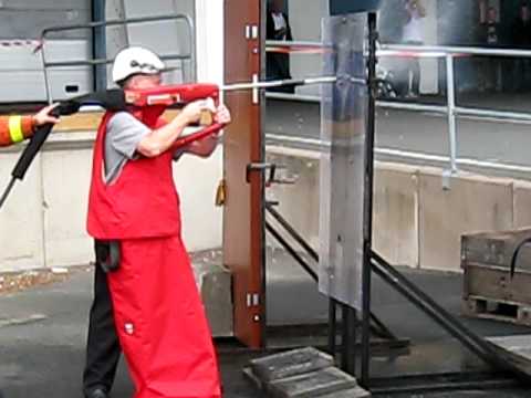 Coldcut cobra - YouTube