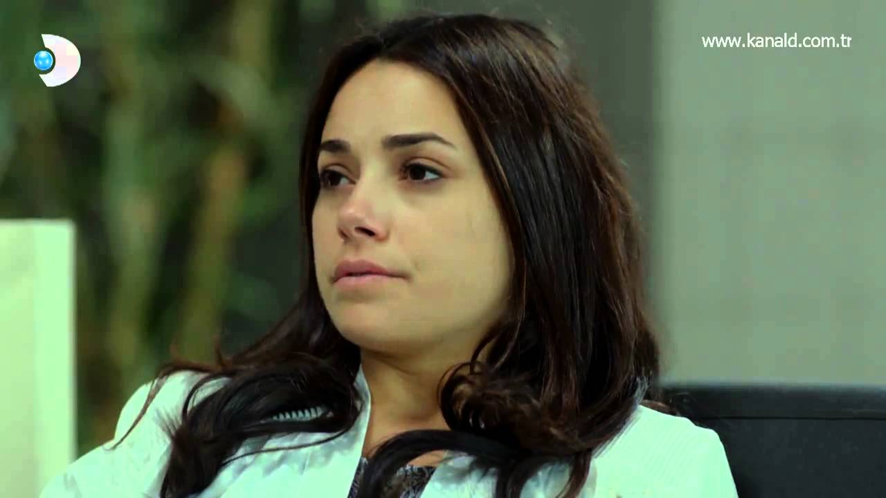 Merhamet 29. Bölüm/Narin, Denize her şeyi itiraf ediyor - YouTube