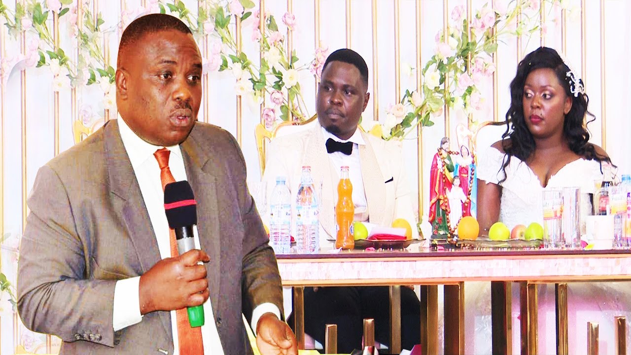 Mayor Lukwago sings for Hon.Zaake & Wife at wedding.Full speech & gifts ...