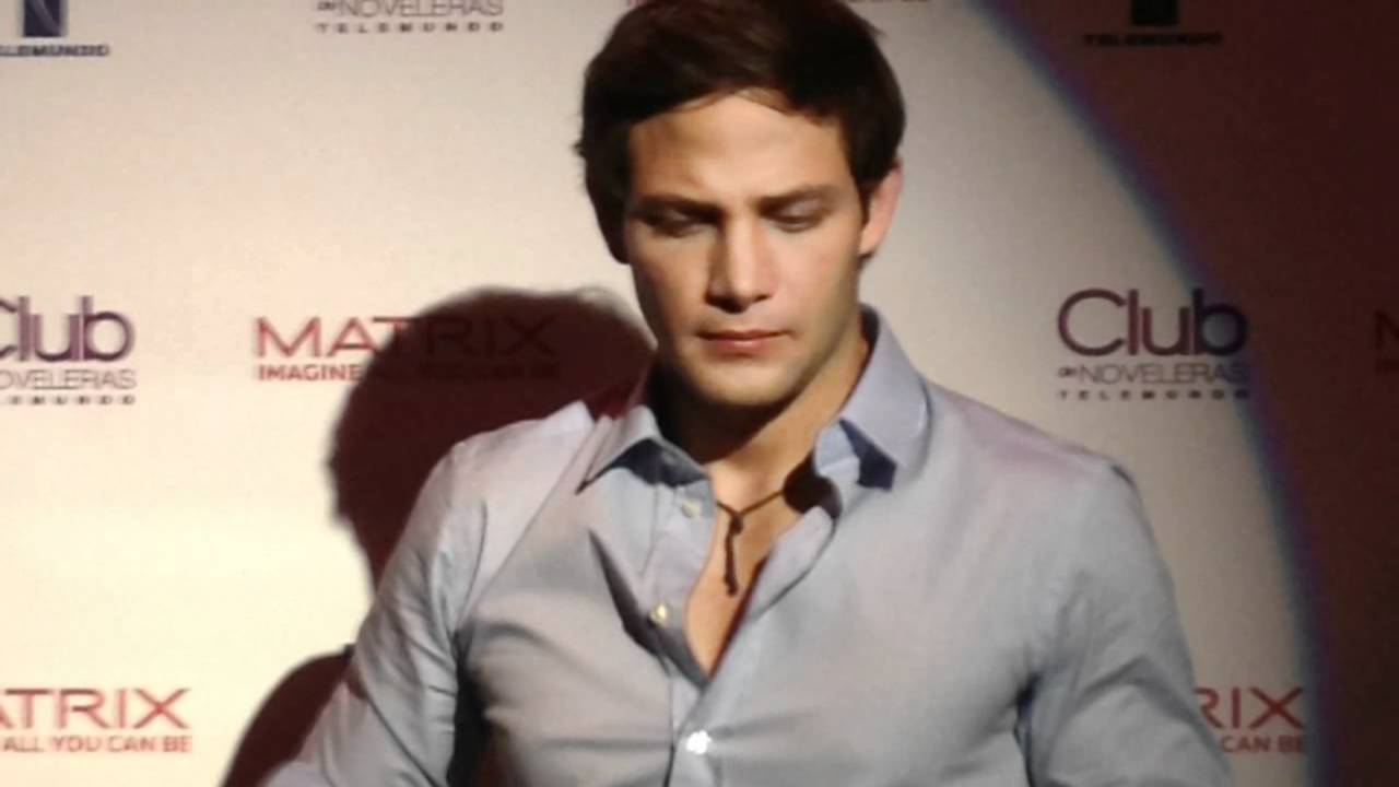 Gabriel Coronel evento Telemundo 2012 - YouTube