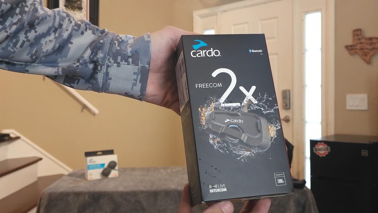 Cardo Freecom 2x install and product overview. - YouTube