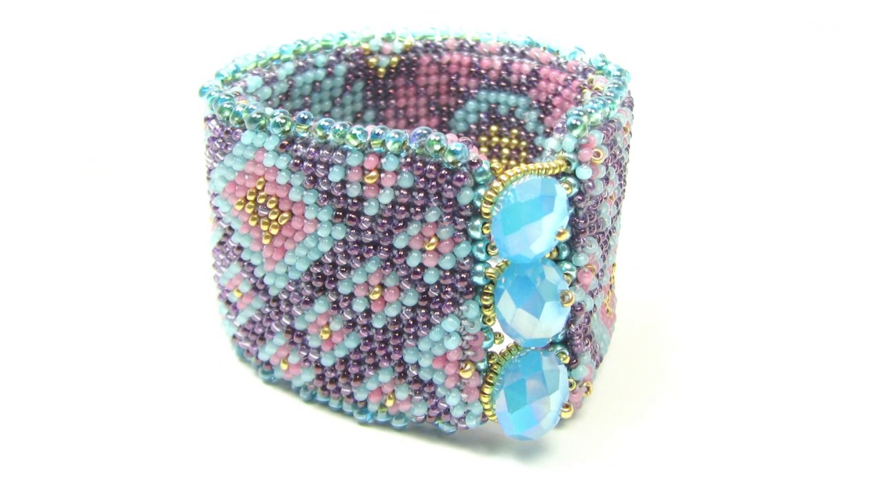 Bead Crochet Button Loop Closure - YouTube