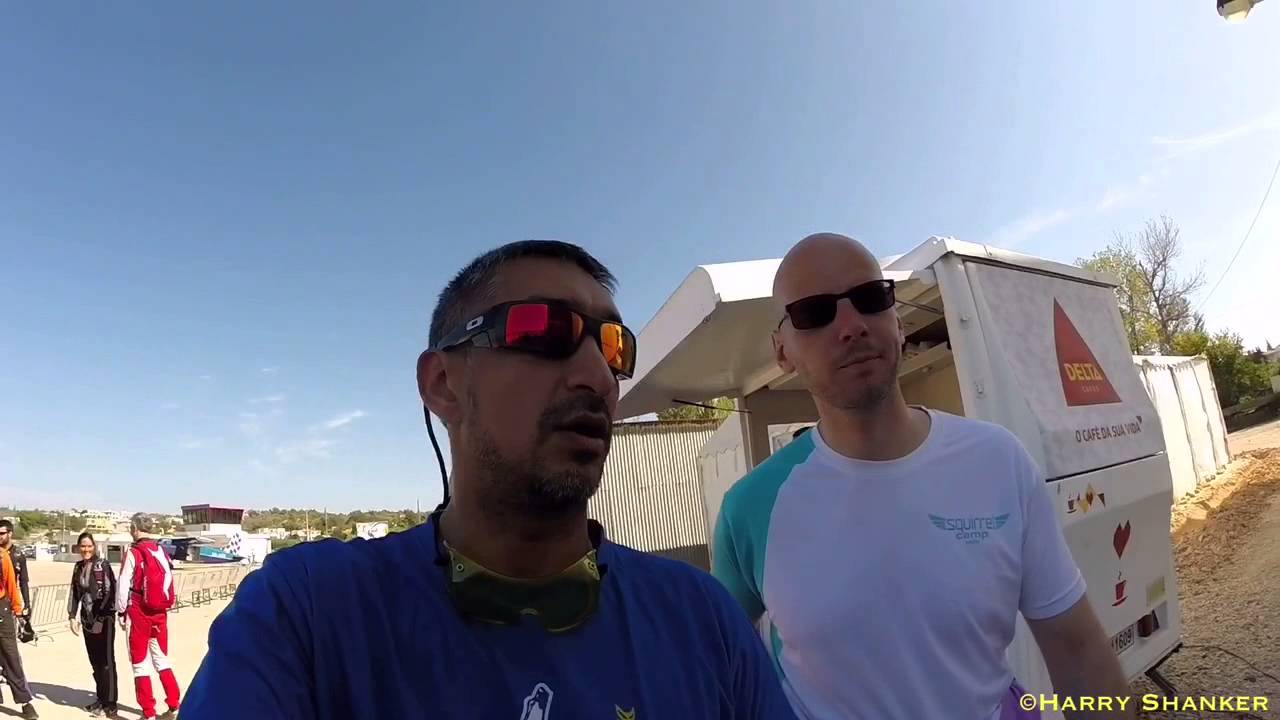 201509 Simon Trew Skydiver - YouTube