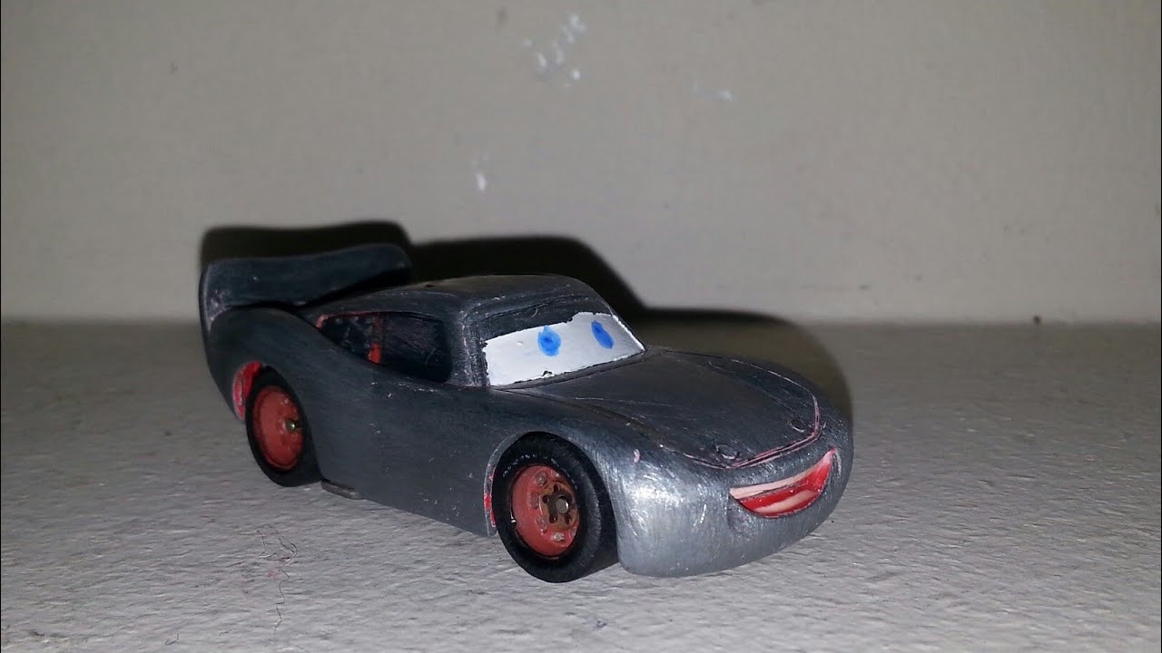 Pixar Cars Customs: Primer McQueen!! - YouTube