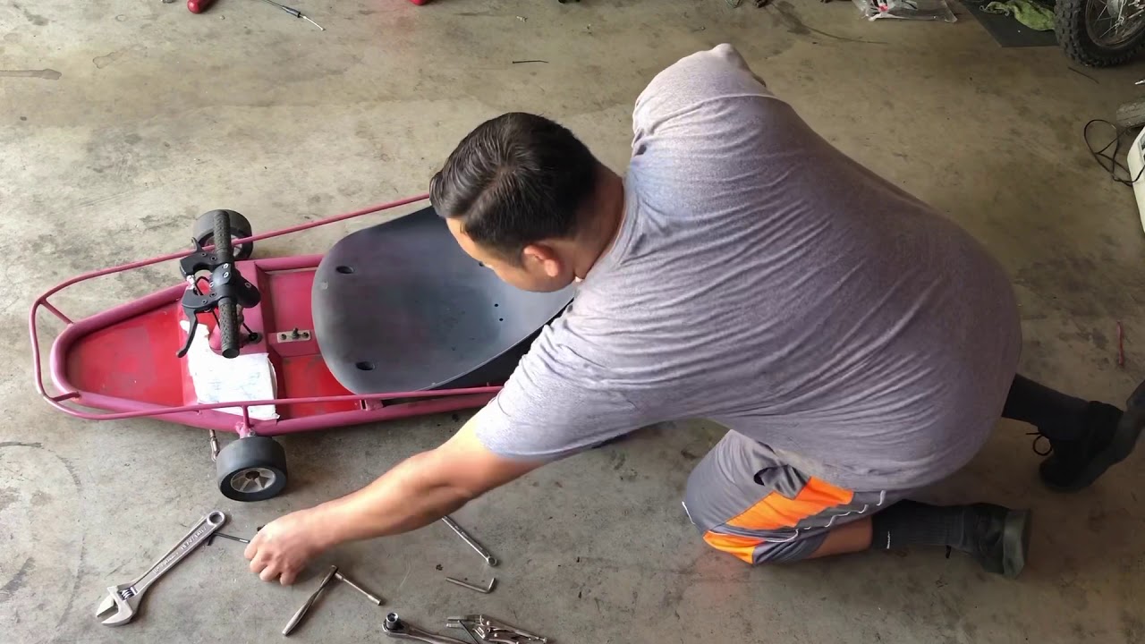 Blade z go kart restoration - YouTube
