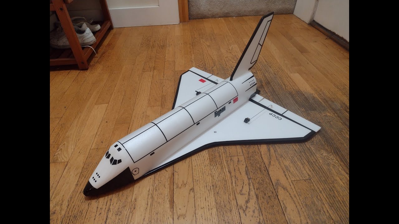 Lightweight 1/37 scale Buran Shuttle R/C Rocket glider - YouTube