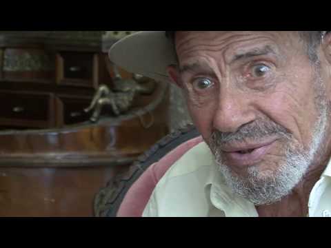 Jacque Fresco & Roxanne Meadows interview in Athens GR 2010