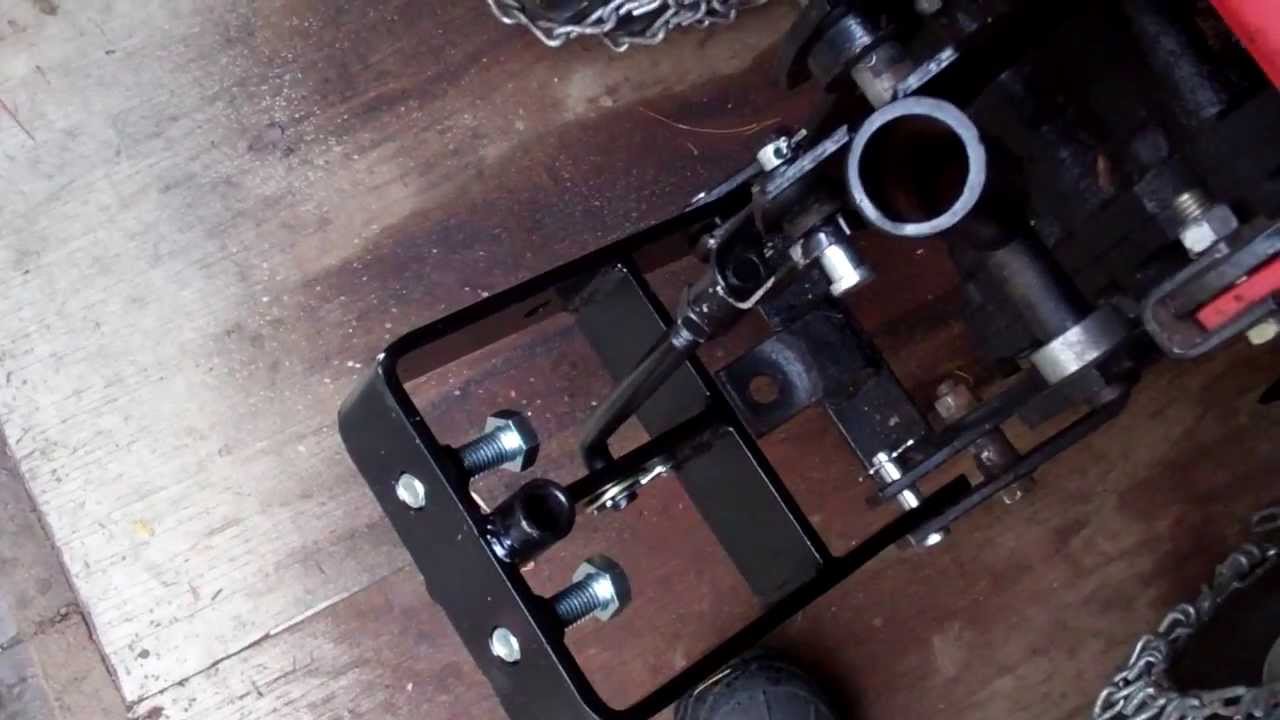 Simplicity Sovereign 3416 Sleeve Hitch - YouTube