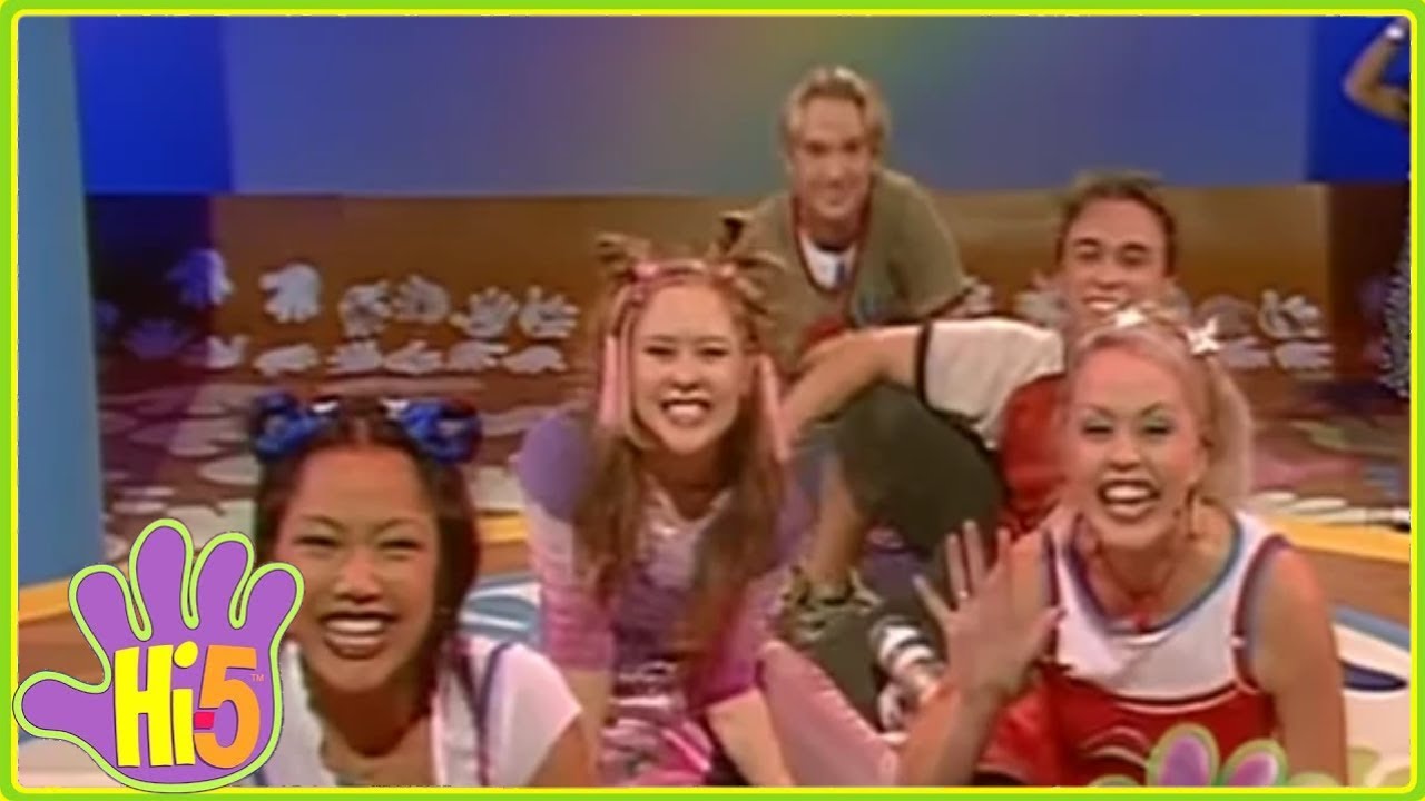 Hi-5 - Living In A Rainbow (1999) (Karaoke) - YouTube