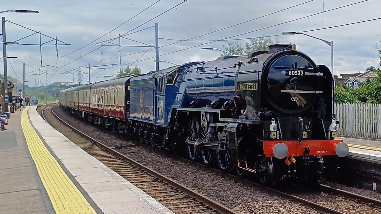 60532 Blue Peter's Inaugural Run From London Kings Cross to York. - YouTube