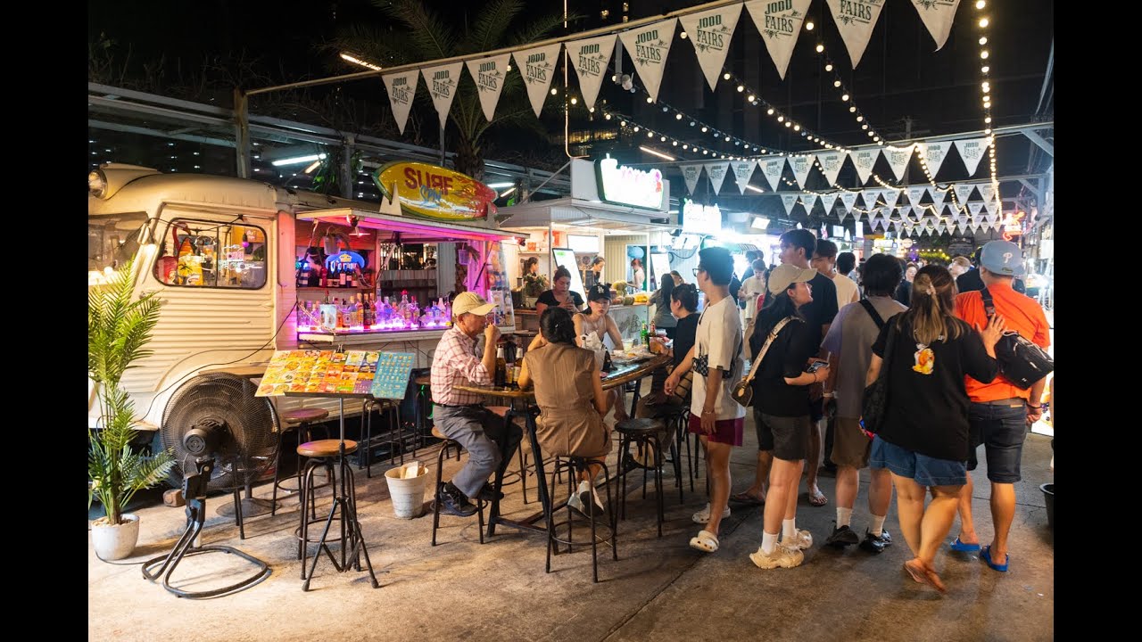 [4K] Bangkok nightlife : Jodd Fairs Rama 9 night market walking tour ...