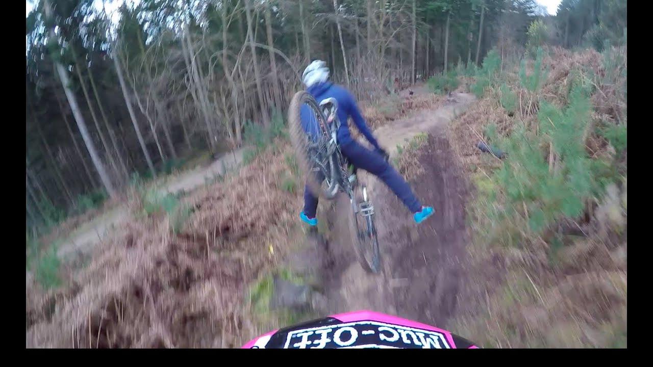 DOWNHILL MTB FOR THE FIRST TIME!! FAIL, CRASHES, CARNAGE. - YouTube