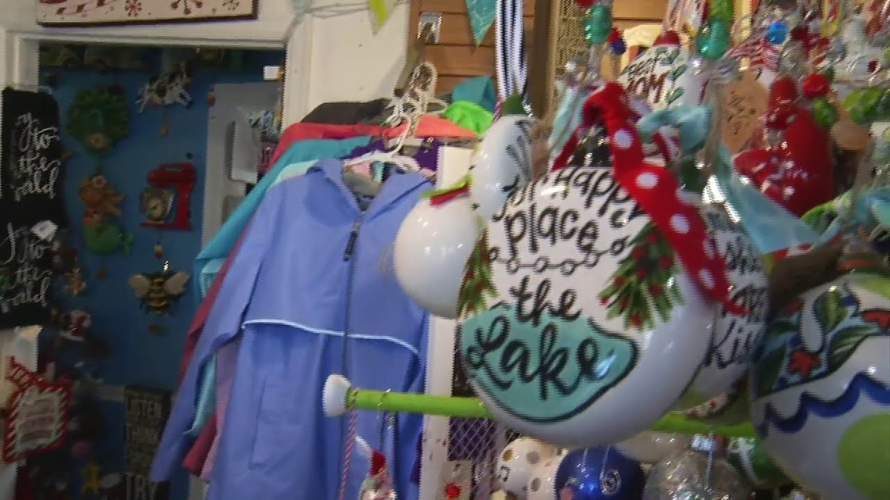Last minute gifts with Two and a Half Sisters - YouTube