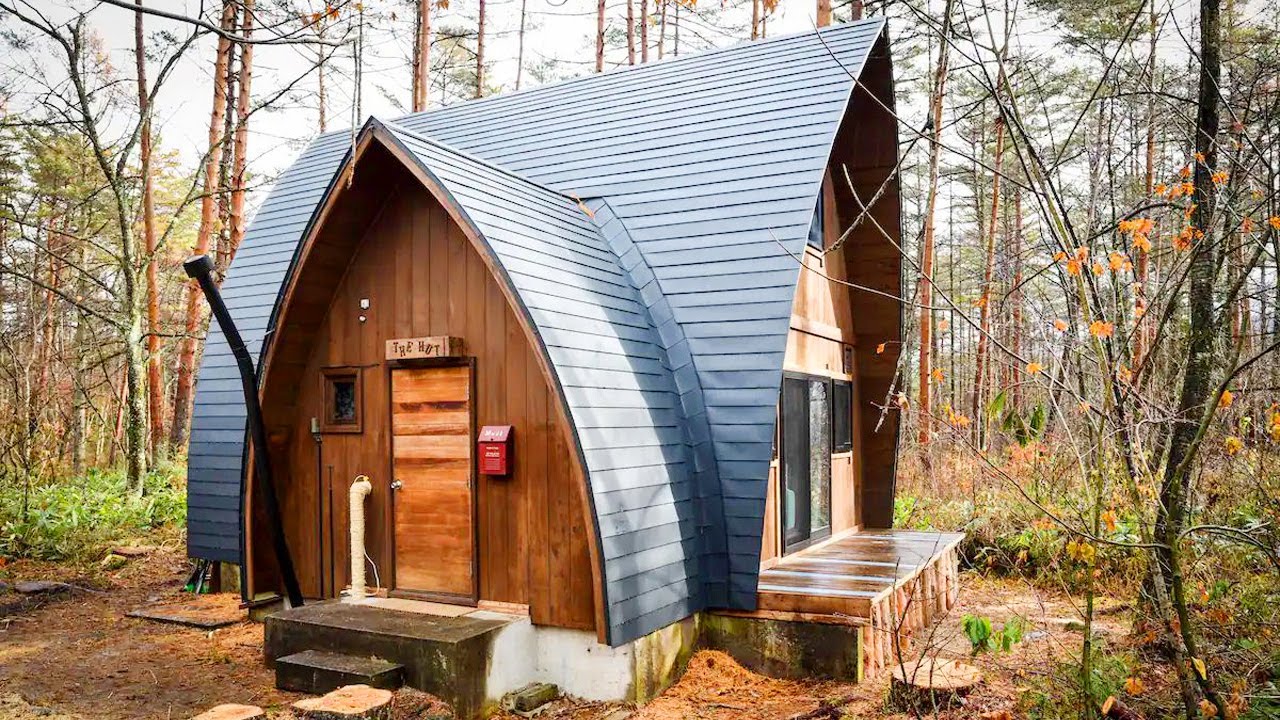 Amazing Beautiful The Cosy Mountain HUT in Hakuba | Lovely Tiny House ...