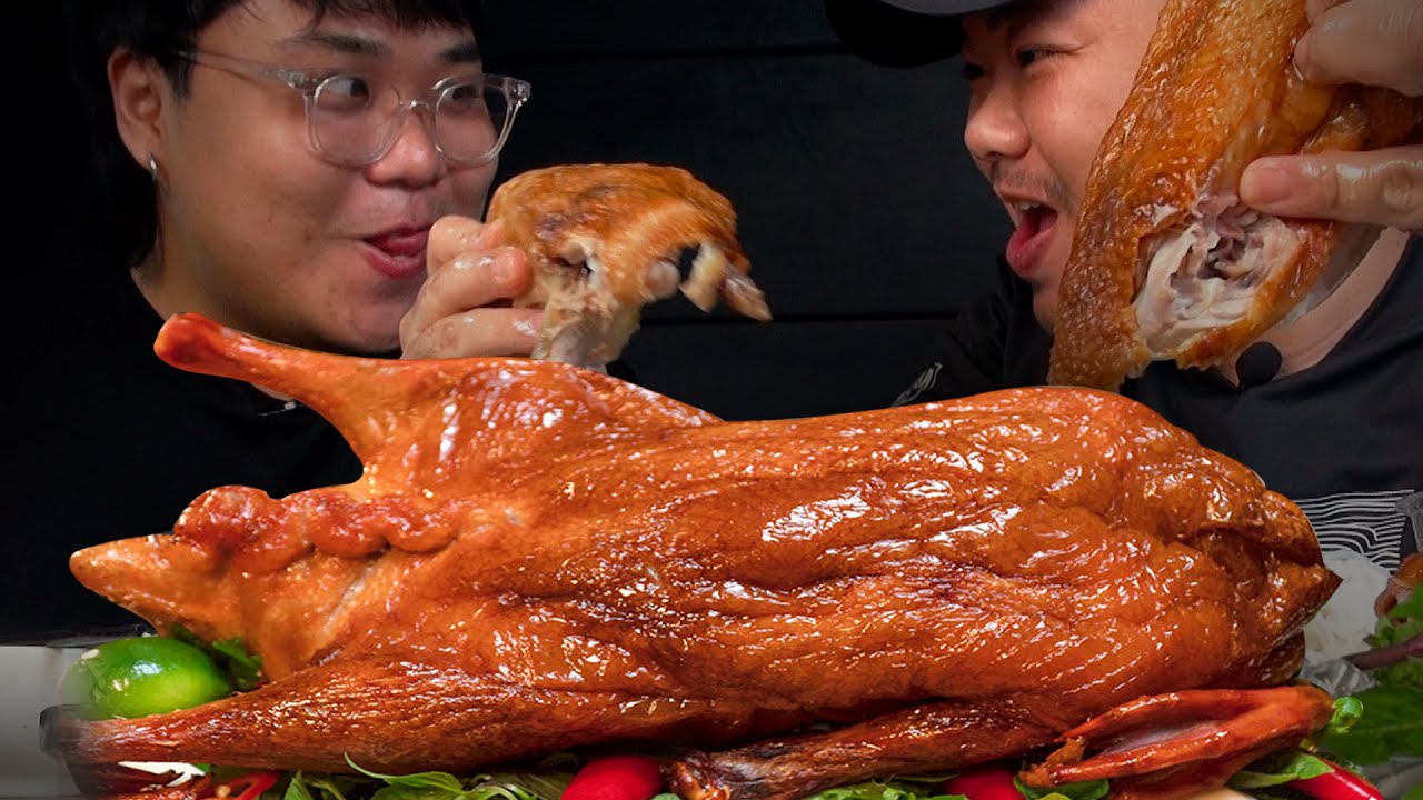Feast of Giant Roast Duck Mukbang: Irresistible Views & Delicious Bites ...