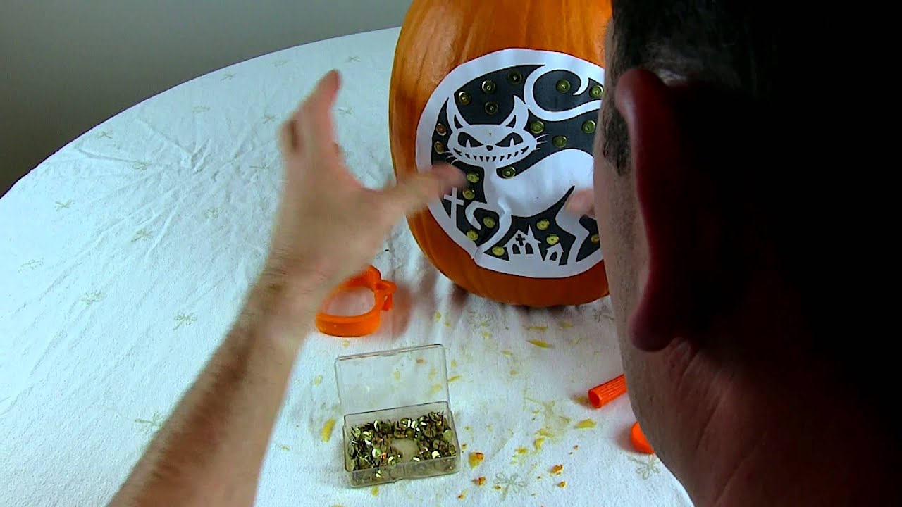 Guide For Carving A Halloween Pumpkin By World Champion Pumpkin Carver ...