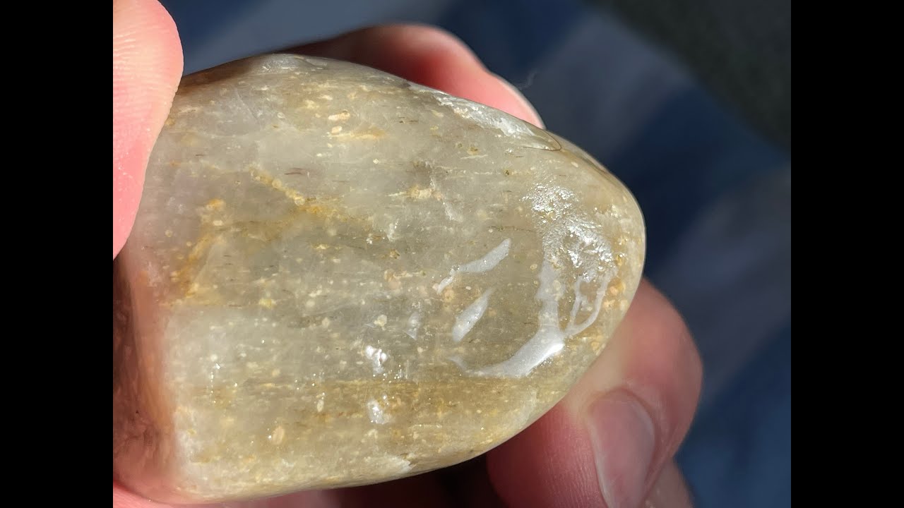 Agates/Rocks from Lake Ontario Part 1 - YouTube