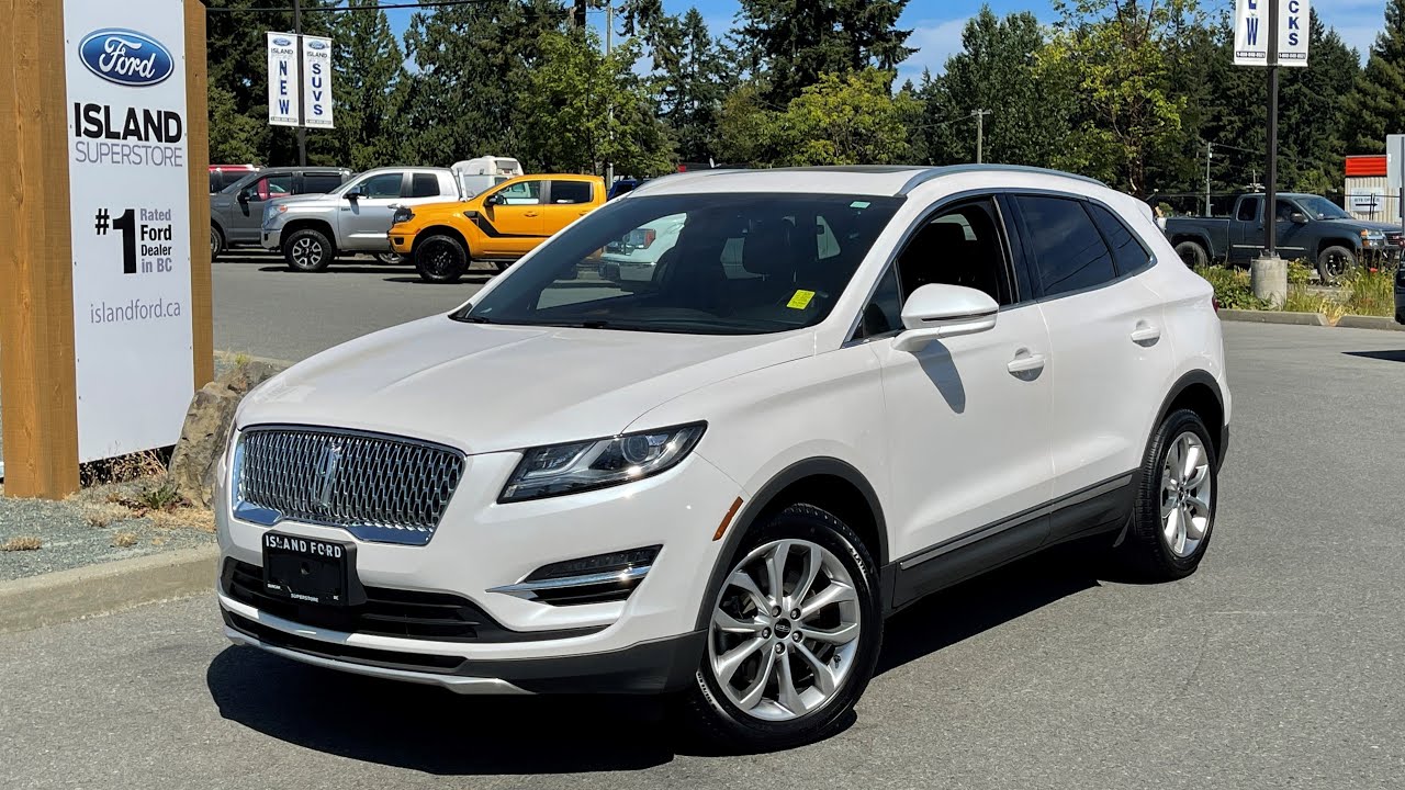 2019 Lincoln MKC Select + Moonroof, NAV, Class II Trailer Tow Hitch ...