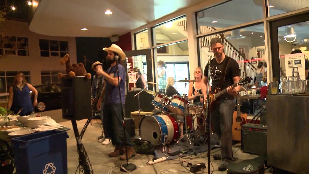 Skip House - The First Gig - Roadblock Blues - YouTube