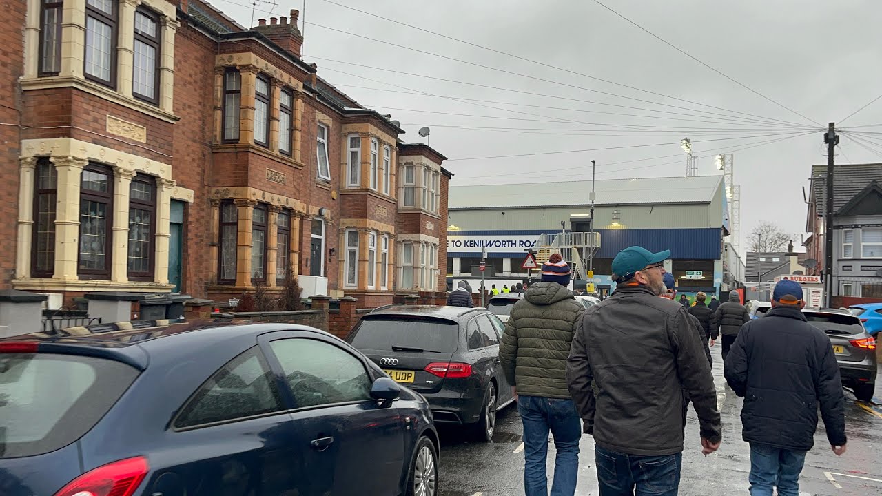 Luton vs hull - YouTube
