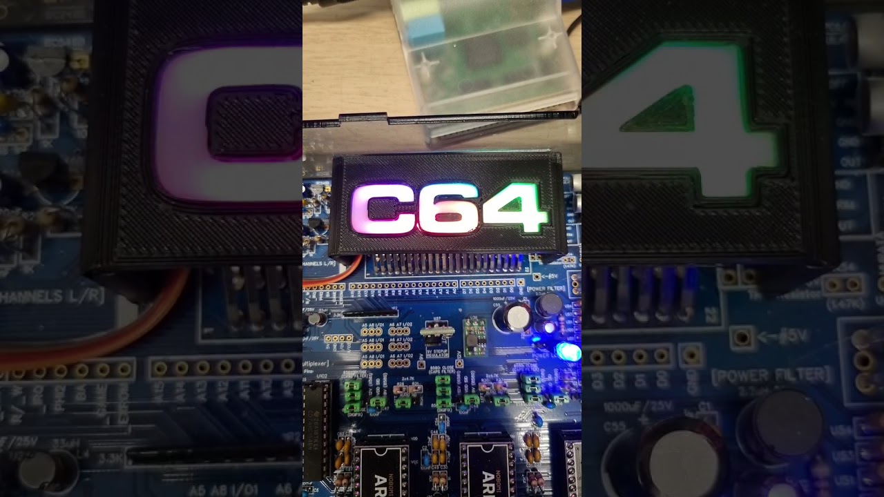 C64 LED Expansionsport Cover - YouTube