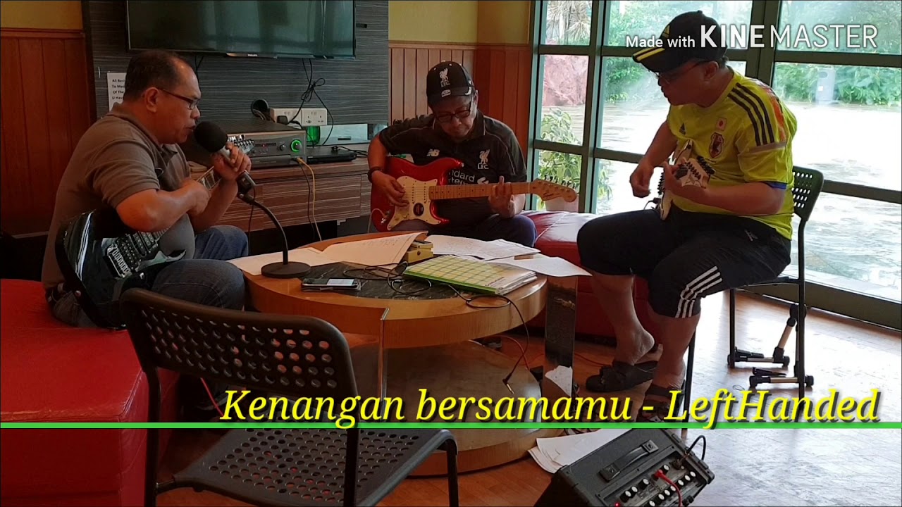 Jamming with friends. - YouTube