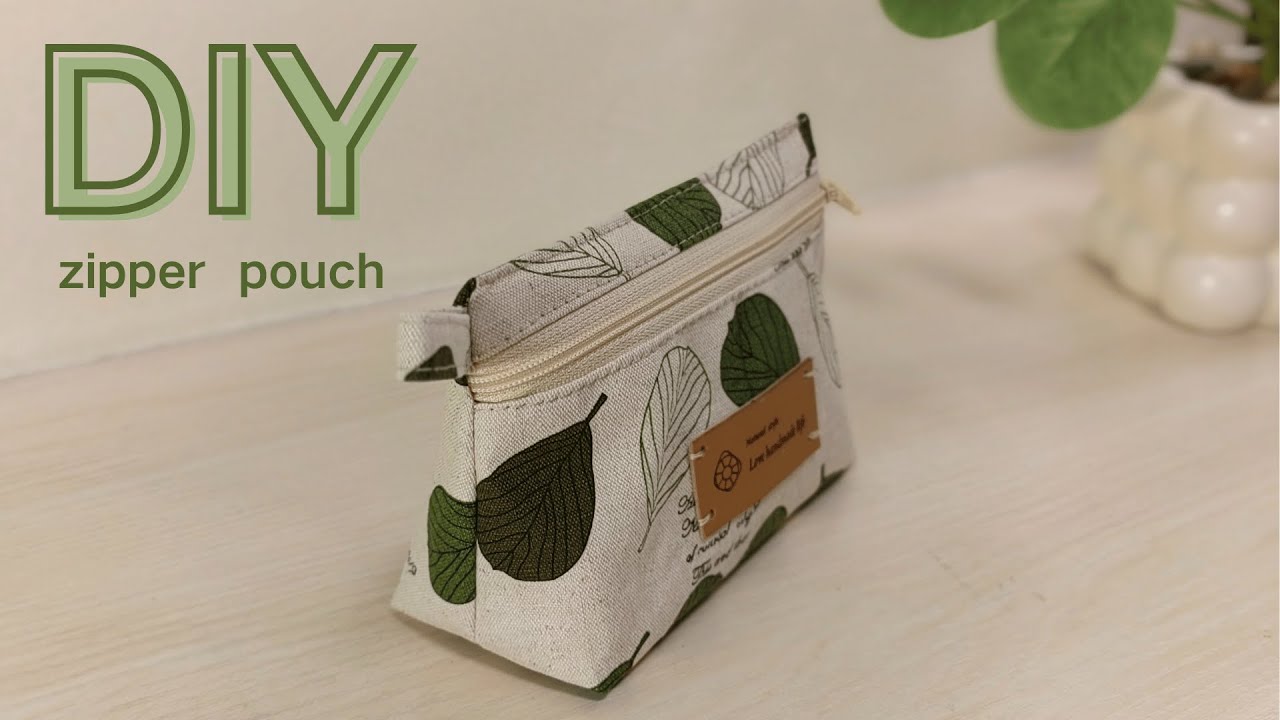 Easy Sewing, DIY Tutorial - How to sew a cute zipper pouch/mini bag ...