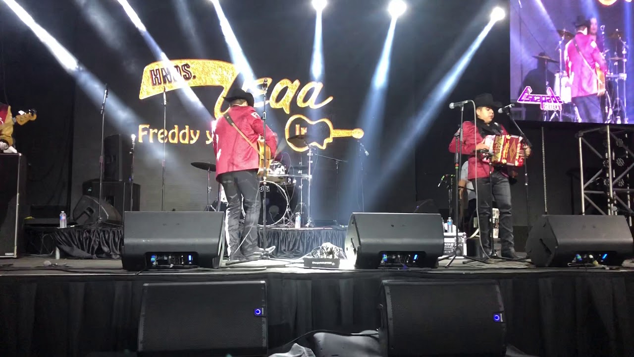 LOS HERMANOS VEGA JR. MI PRIMER AMOR - YouTube