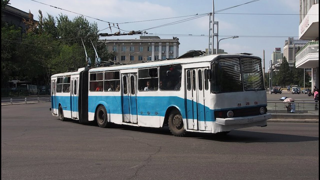 North Korea's Busses and Trams - YouTube
