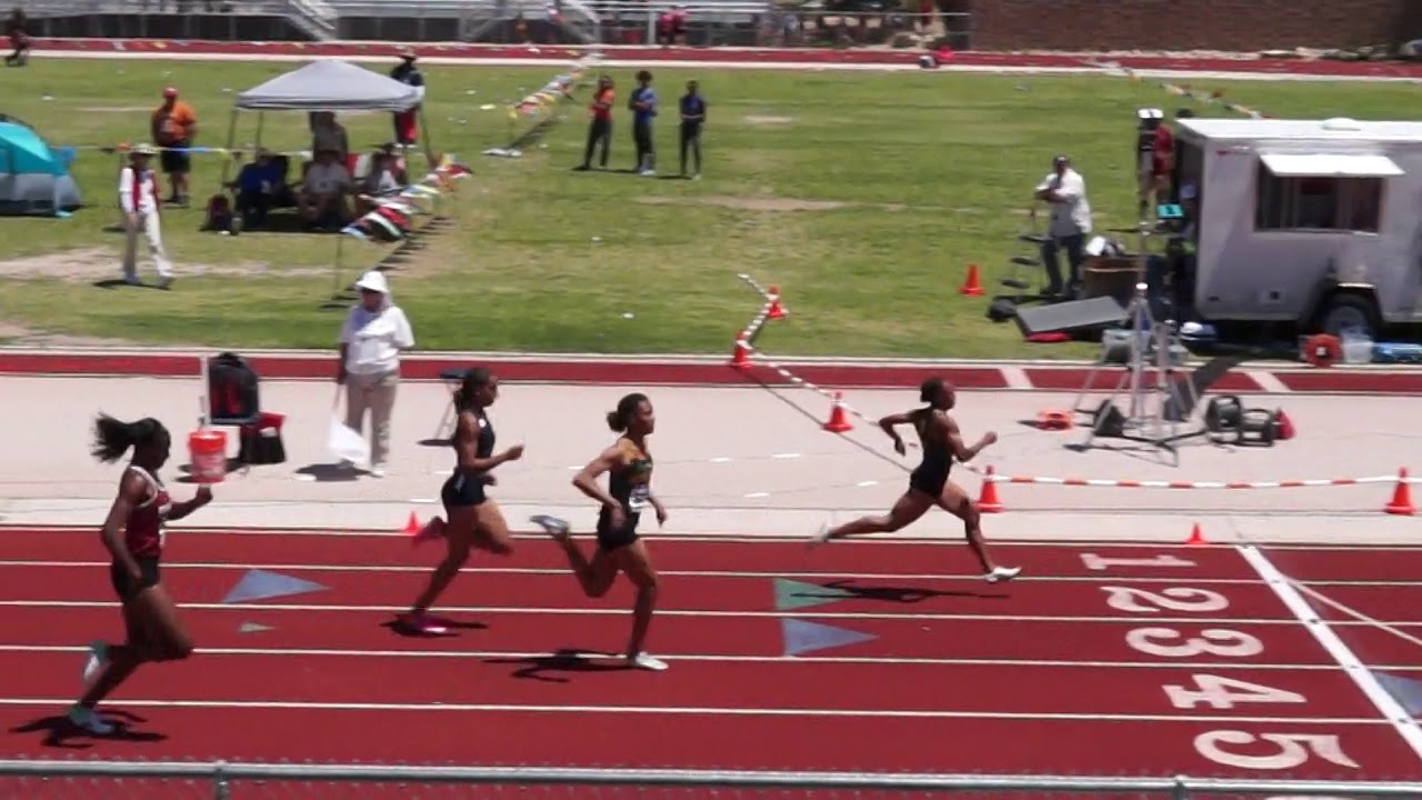 Faith Track-Girls 200 M 2-Desert Oasis–Regional Finals - YouTube