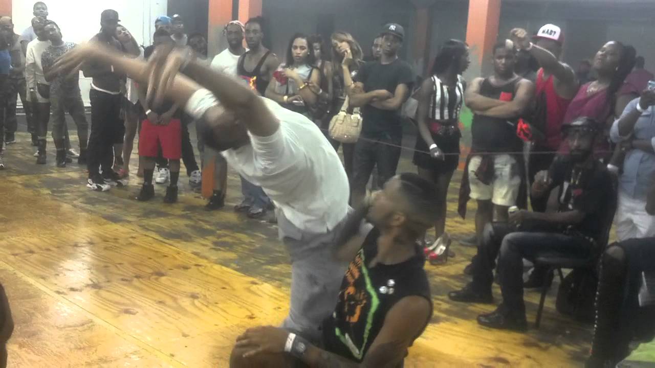 Jamil Icon Vs Boom 007 @PHILLY FIRST FRIDAY 8/2/13 - YouTube