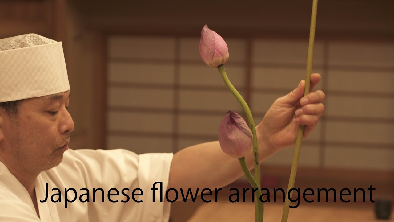 #Japanese flower arrangement / #lotus flower / #Japanese restaurant / # ...