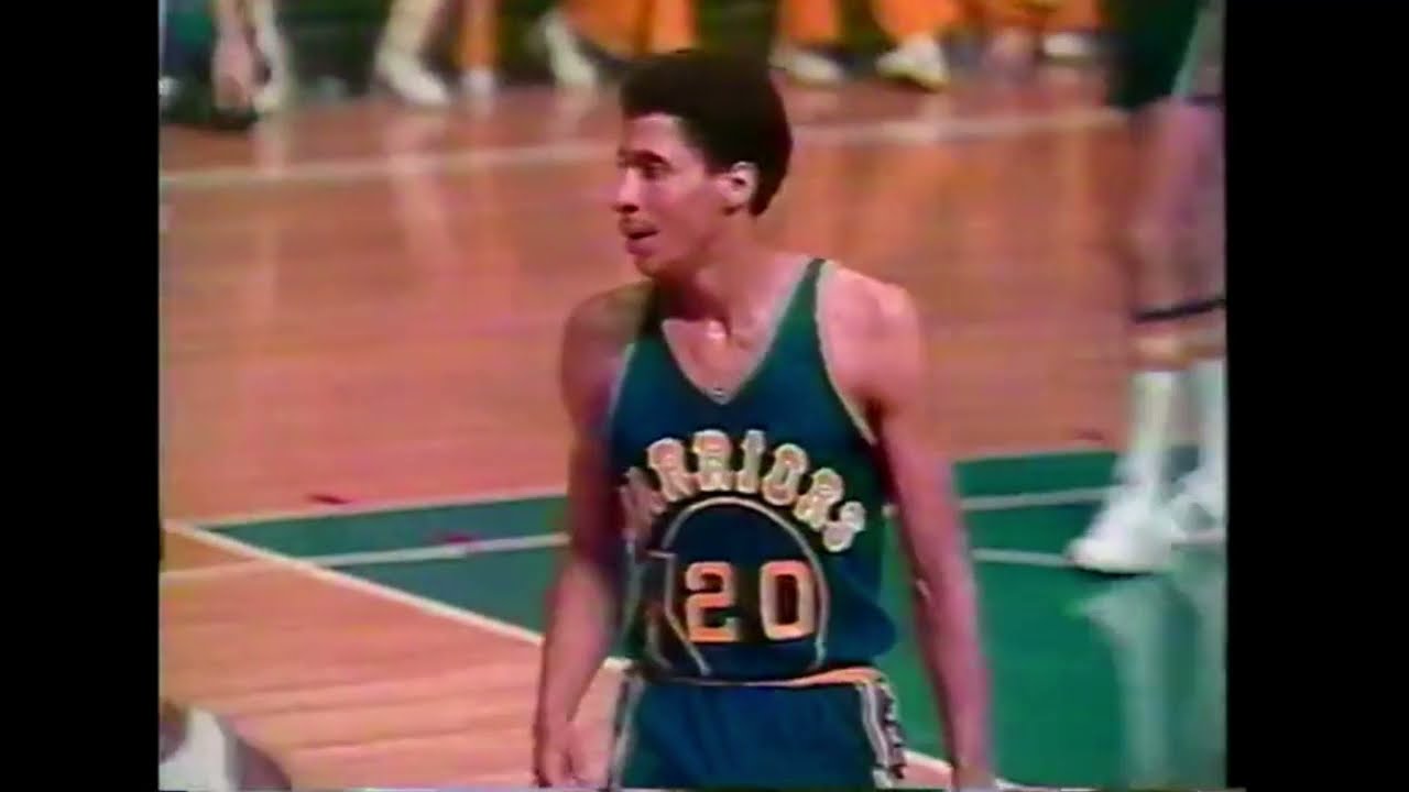 Phil Smith Throws Down the Double Pump Dunk with Ease (1976 Warriors ...