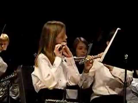 Girl Playing The Piccolo - YouTube