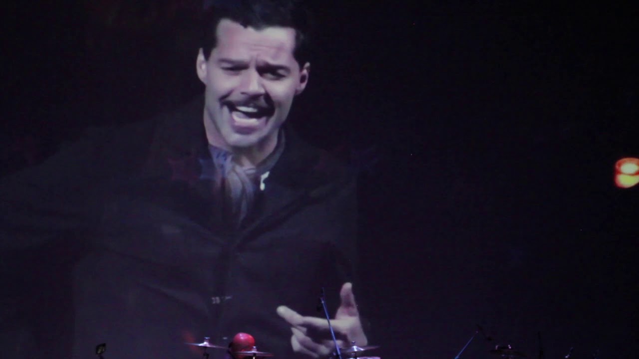 "Puerto Rico de mi corazón" a piano con Adlan Cruz - YouTube