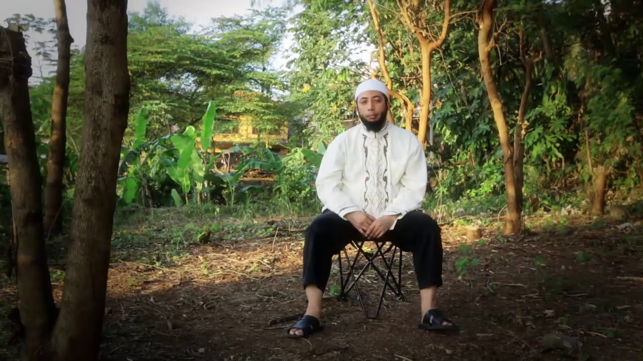 Bermanja-manja pada Allah - USTADZ KHALID BASALAMAH - YouTube