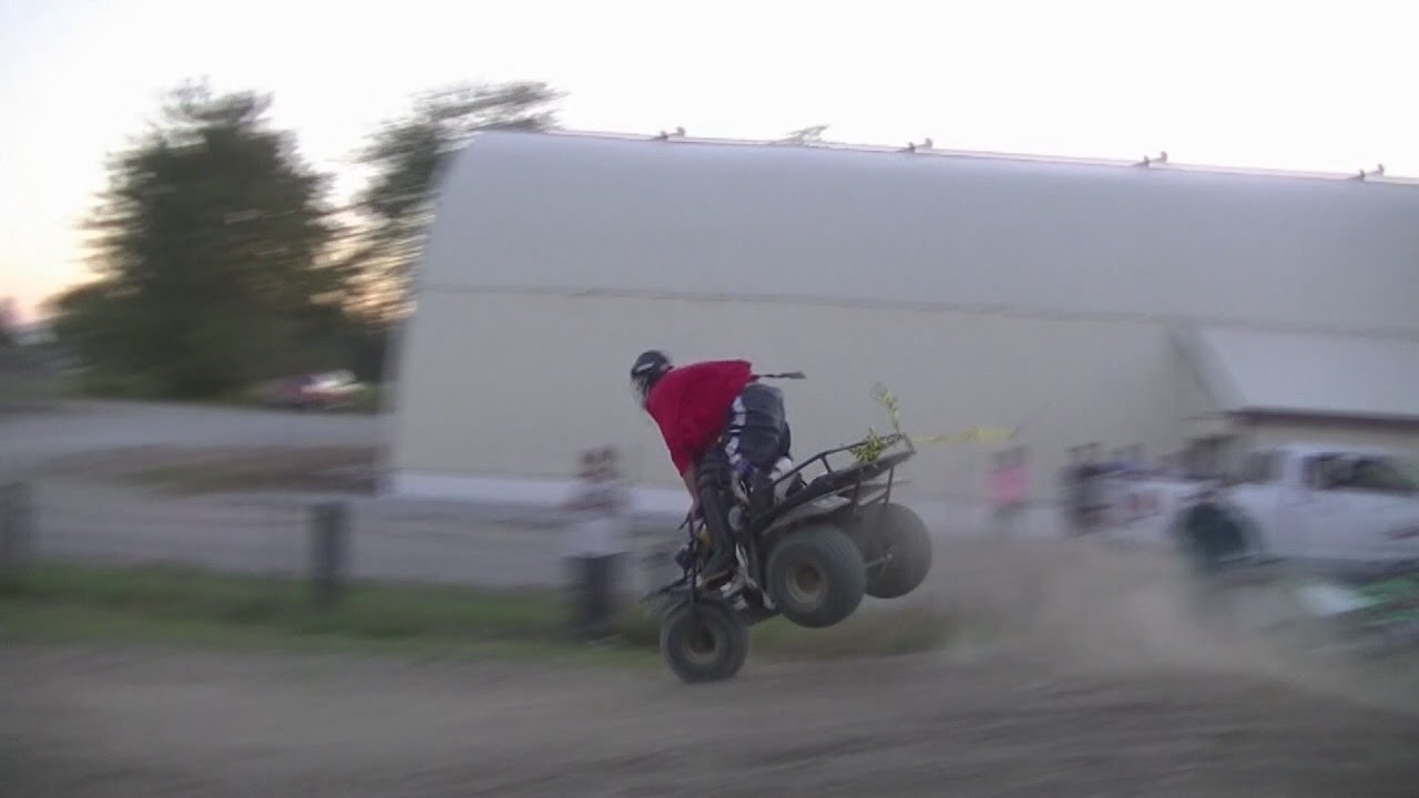 Big Trike Jump Crash - YouTube