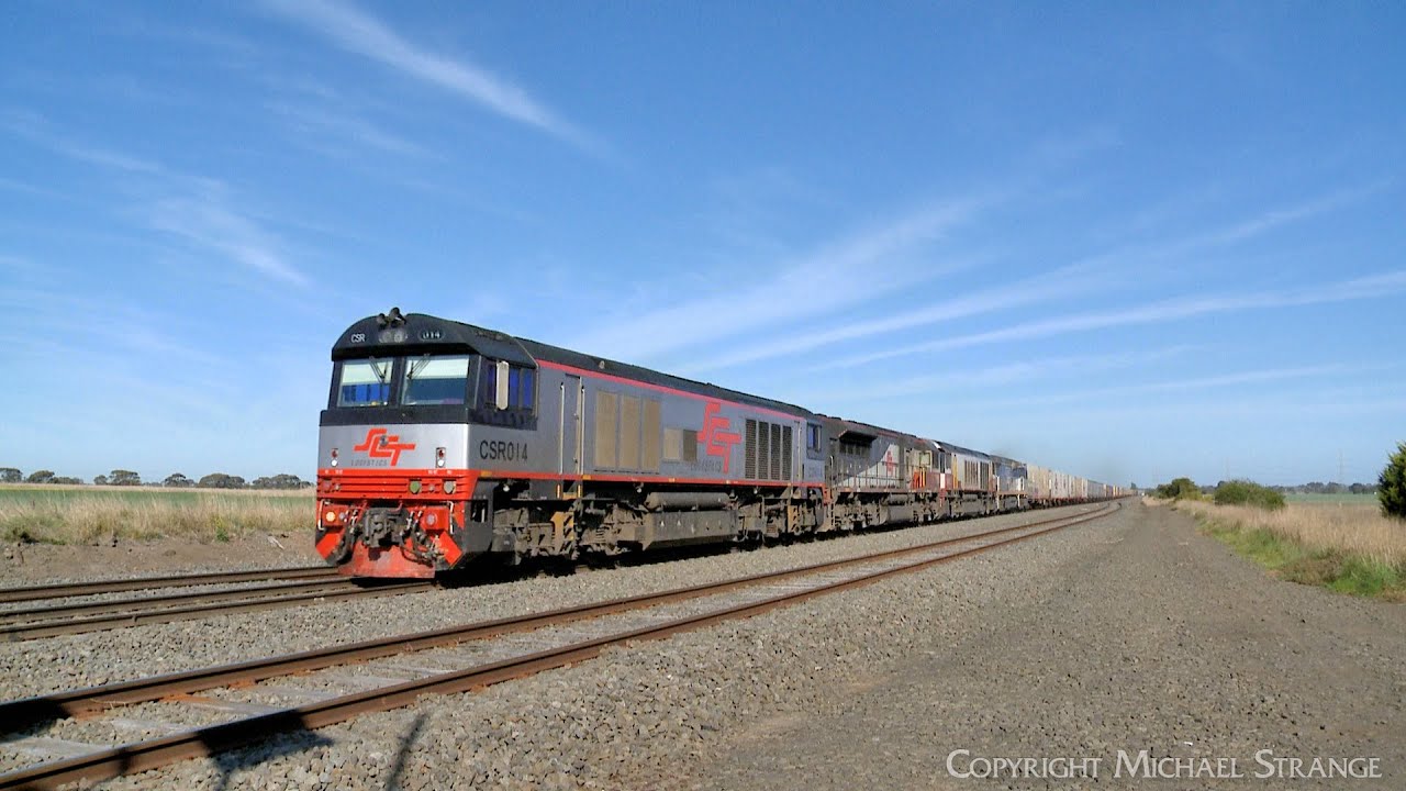 4AM9 SCT Freight Train: Boxcars, Container & Steel Wagons (3/10/2024 ...