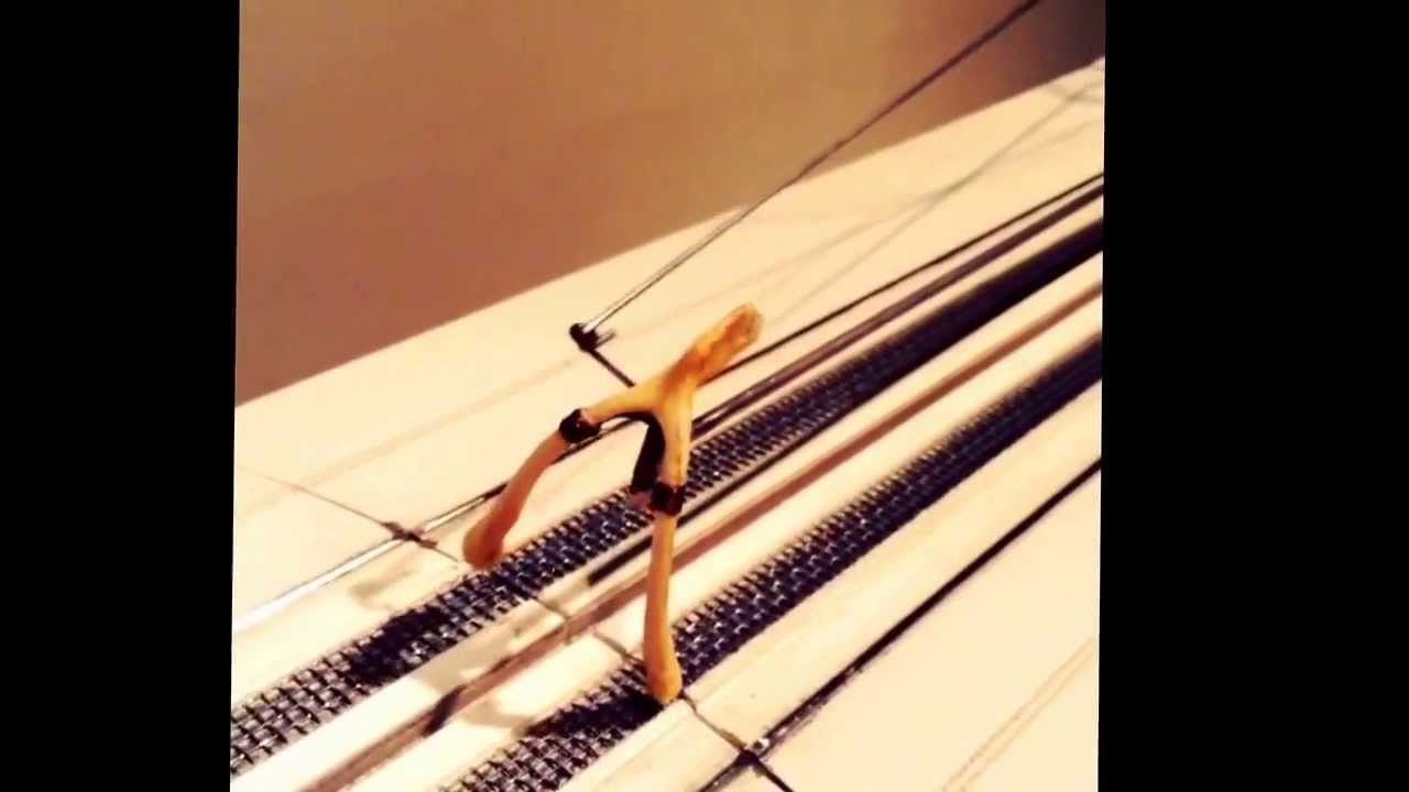 Wishbone kinetic sculpture @ MIT Museum - YouTube