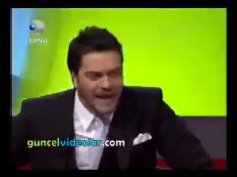 Petek Dinçöz'ün Köpekleri Beyaz Show'u Birbirine Kattı