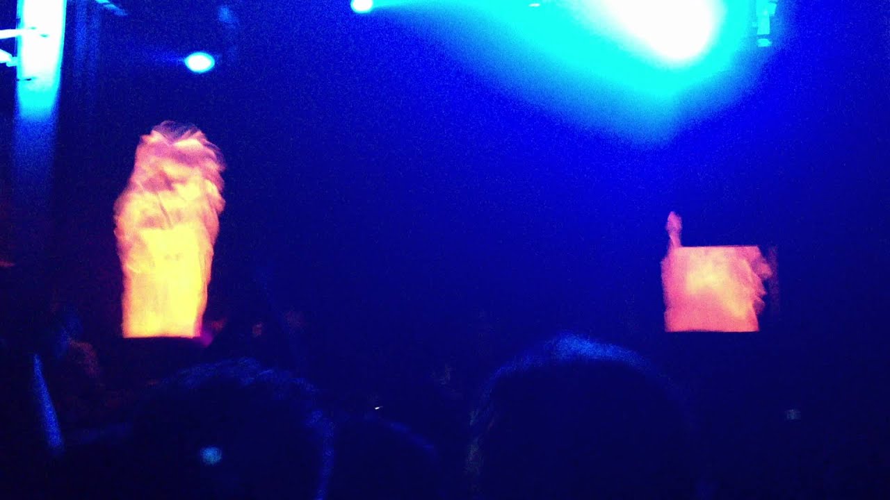 DJ Marnix playing 'Lamur' @ Loveland Fire NYE Hotel Arena - YouTube