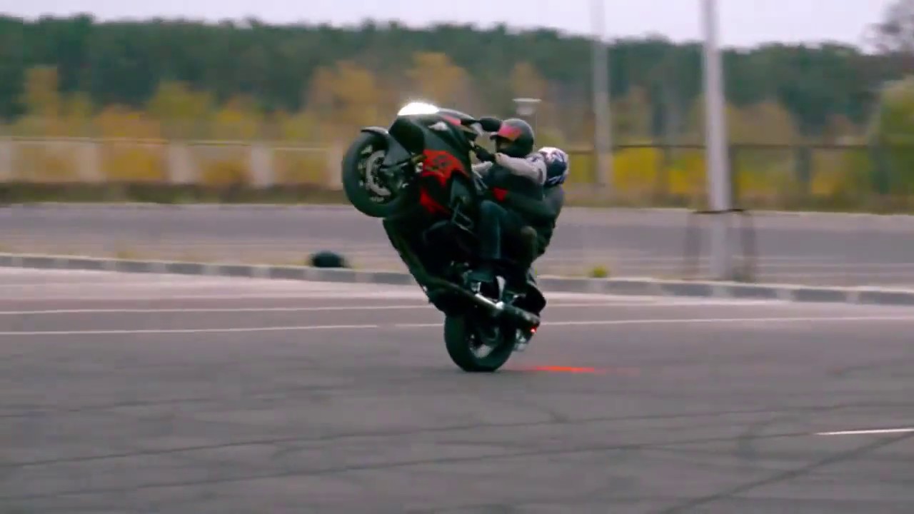 Suzuki Hayabusa 1000cc- Bike Stand - YouTube