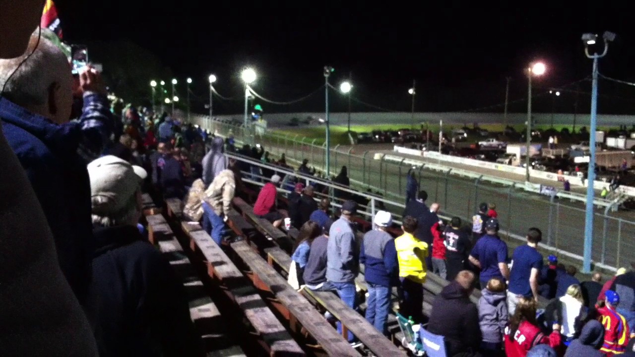 Mobile Int'l Speedway Wing Cars April 2nd 2016 (5 laps) - YouTube