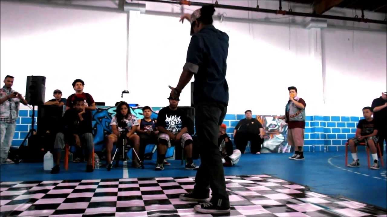 AjA George Popping in the Prelims at Gr818ers - YouTube