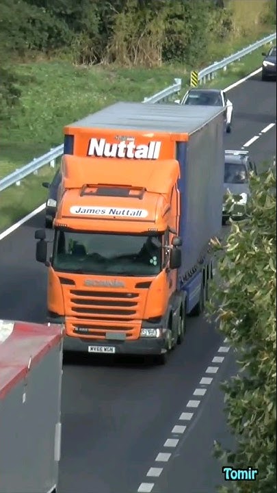 SCANIA R450 & VOLVO - A1(M) motorway #truckspotting #tomir - YouTube