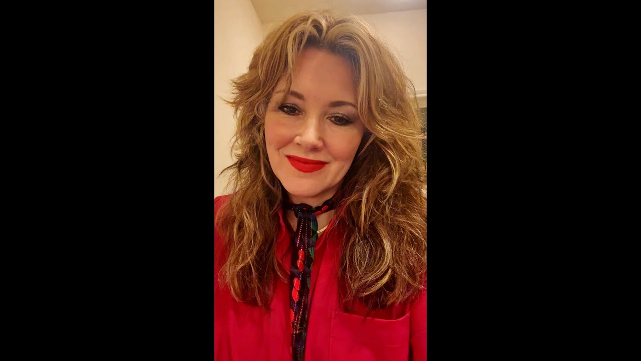 An Unplugged Concert Reel for Mandy Barnett, Grand Ole Opry Alum and ...