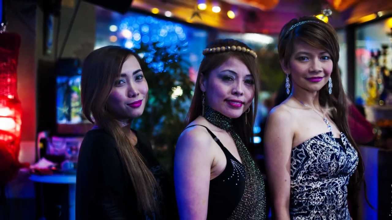 Tokyo's modern PoP DIVAS 2013 - YouTube